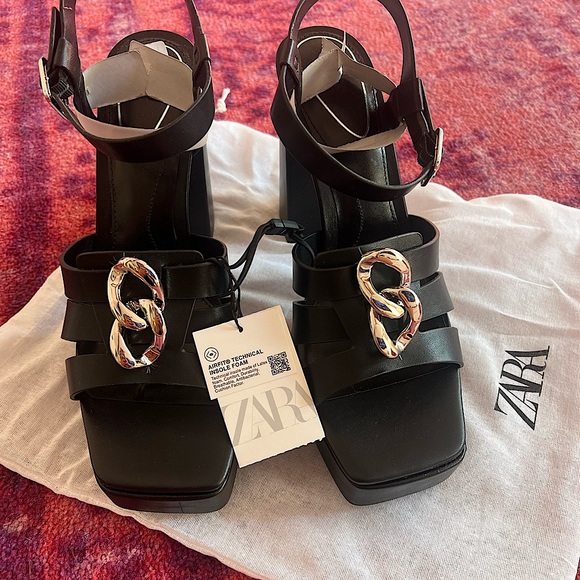 Zara | Shoes | Zara Strappy Chunky Platform Heeled Sandals | Poshmark